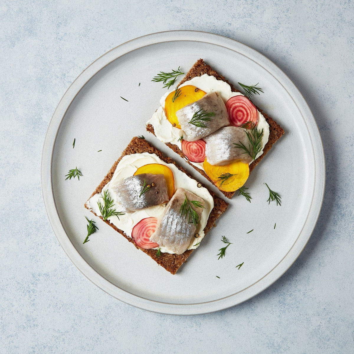 Herring in Wine (32 oz.) - Acme Smoked Fish